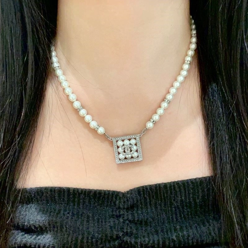 Inexpensive Chanel Necklaces