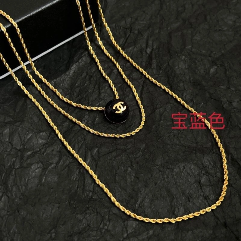 Bargain Chanel Necklaces