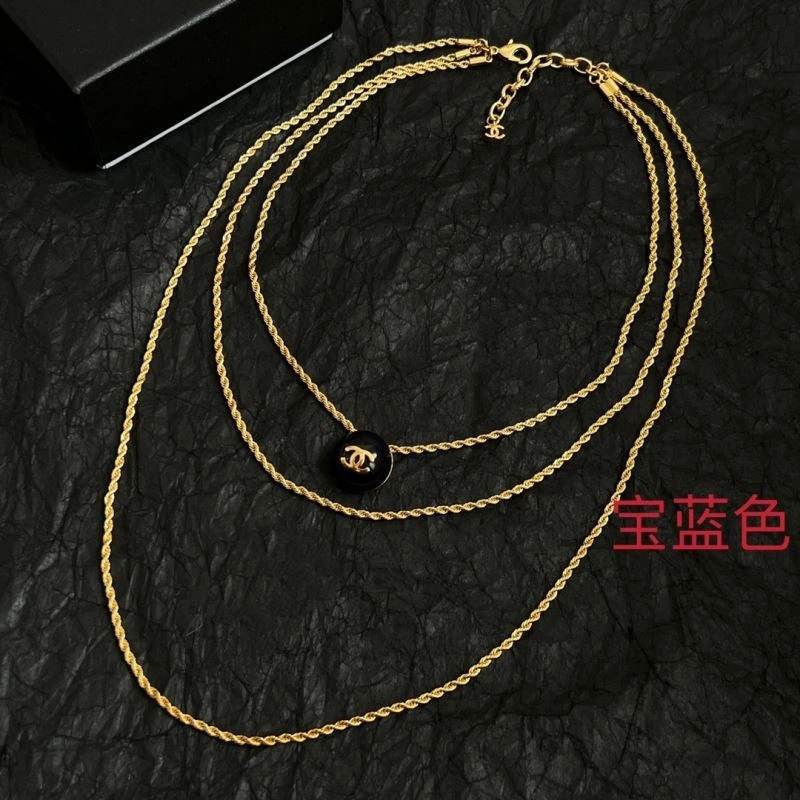 Bargain Chanel Necklaces