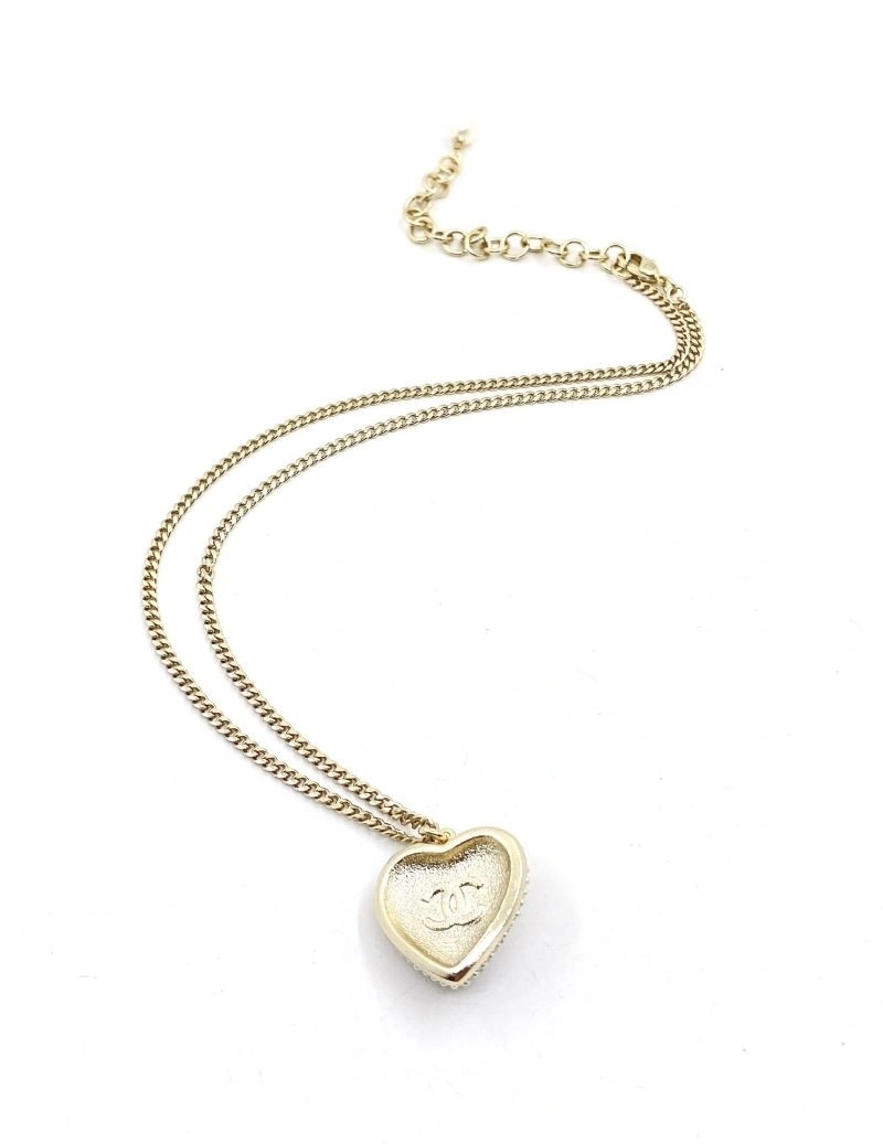 Bargain Chanel Necklaces
