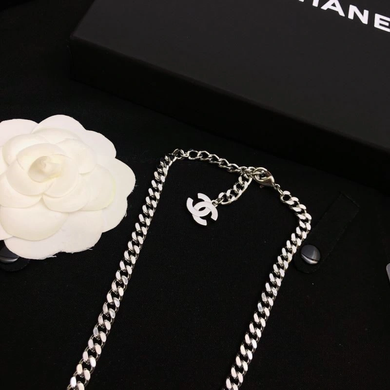 Low-cost Chanel Necklaces