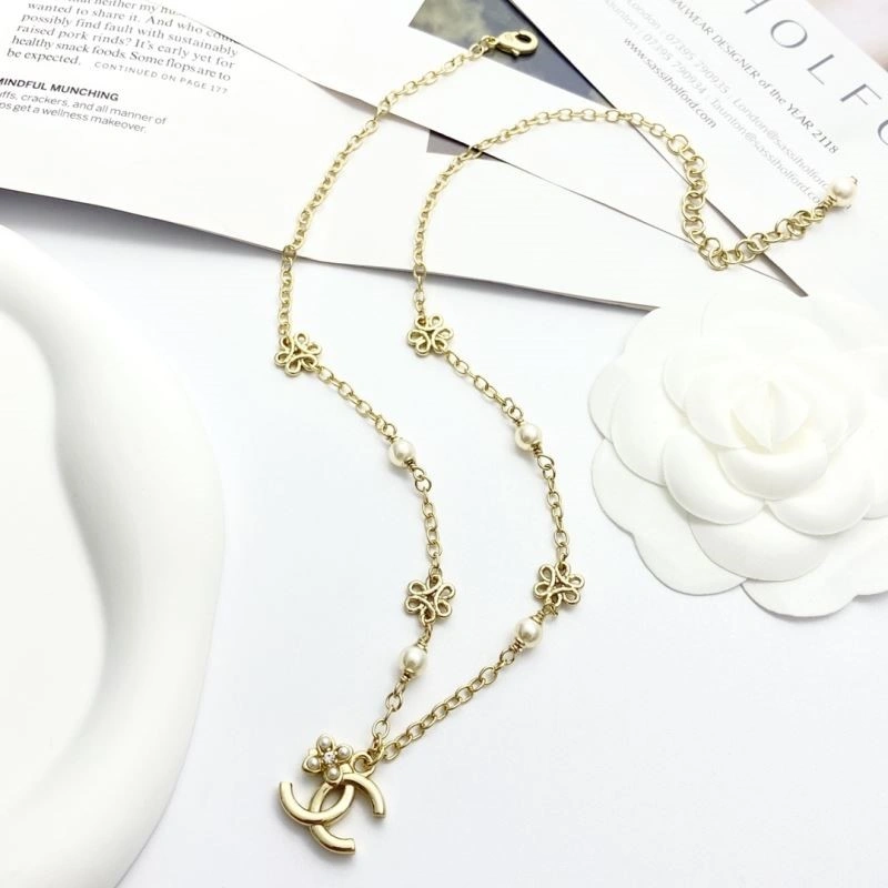 Bargain Chanel Necklaces