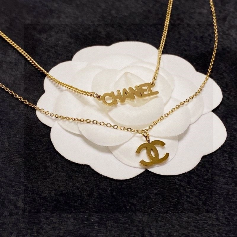 Original Chanel Necklaces