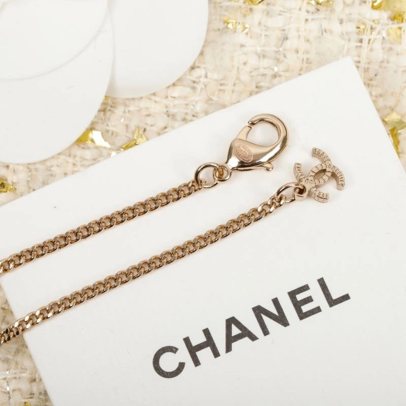 Accurate model Chanel Necklaces