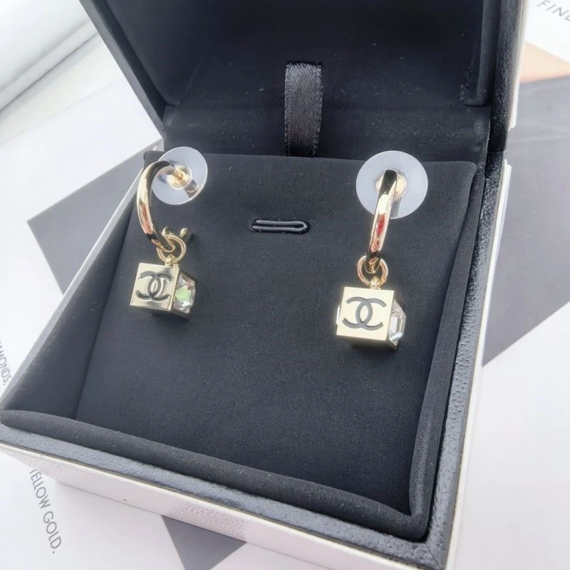 Precise copy Chanel Necklaces