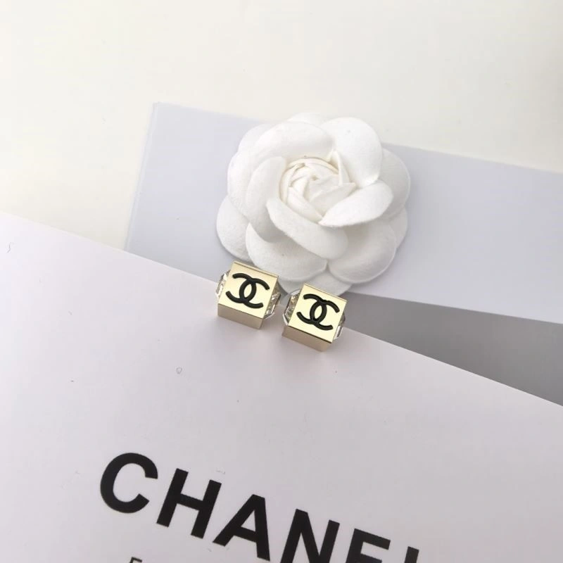 Original Chanel Necklaces
