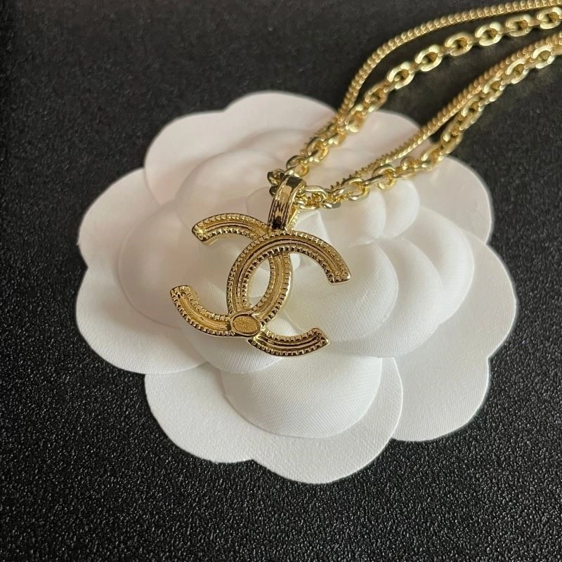 Indistinguishable Chanel Necklaces