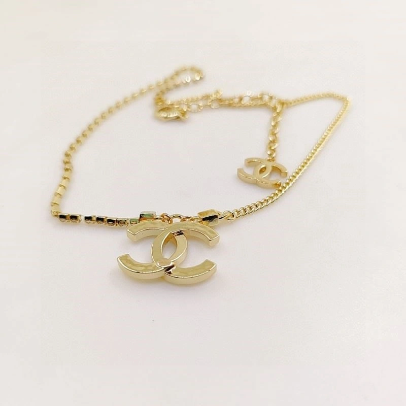 1:1 copy Chanel Necklaces