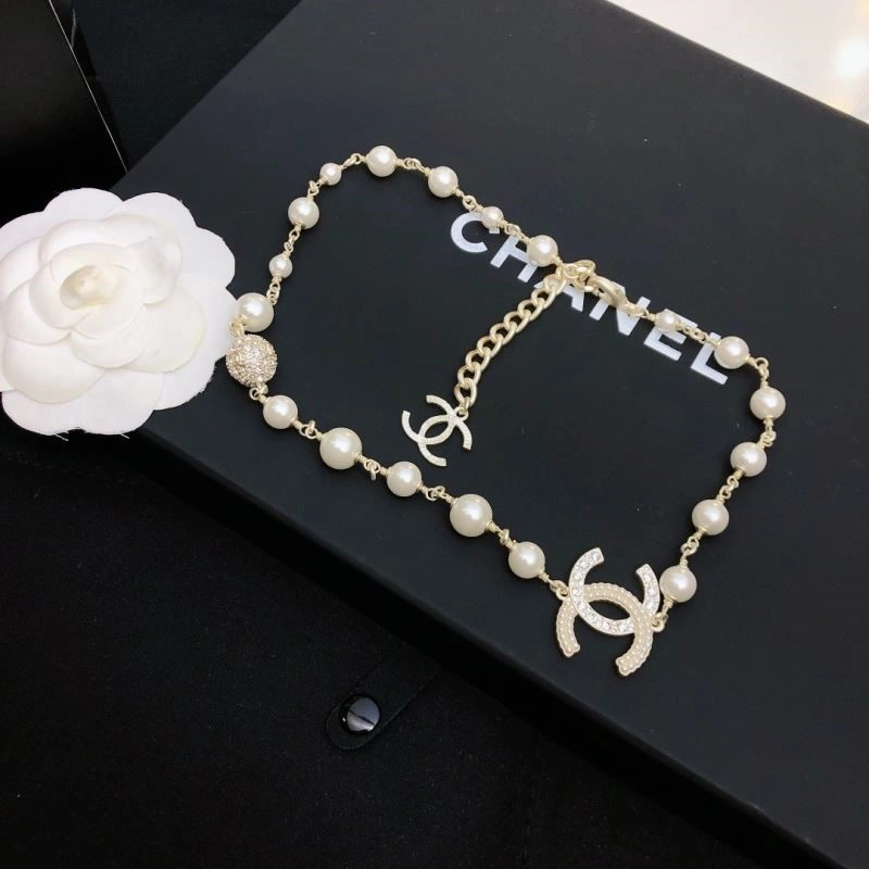 Bargain Chanel Necklaces