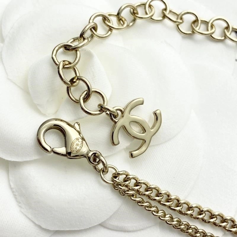 Top match Chanel Necklaces
