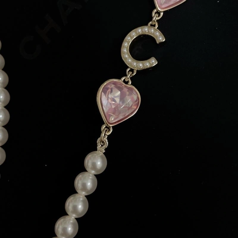 Top mirror Chanel Necklaces