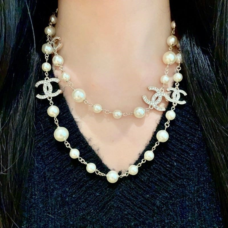 Brand-authenticated Chanel Necklaces