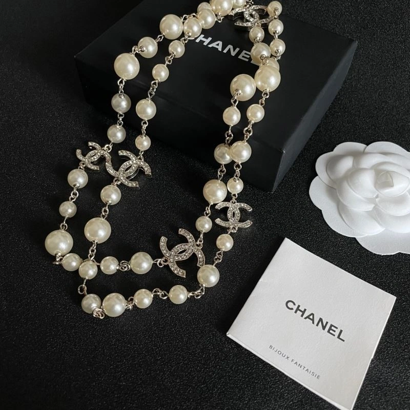 Brand-authenticated Chanel Necklaces