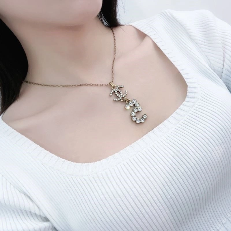 Low-cost Chanel Necklaces