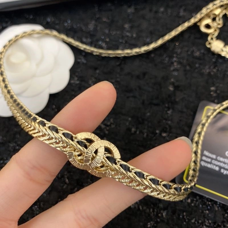 Top match Chanel Necklaces