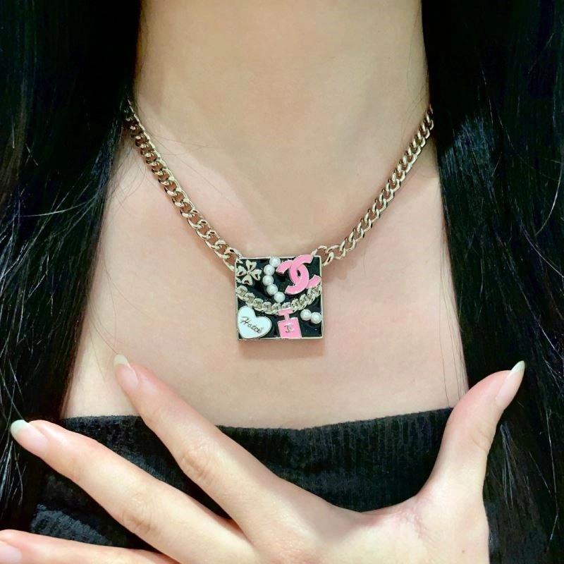 1:1 copy Chanel Necklaces