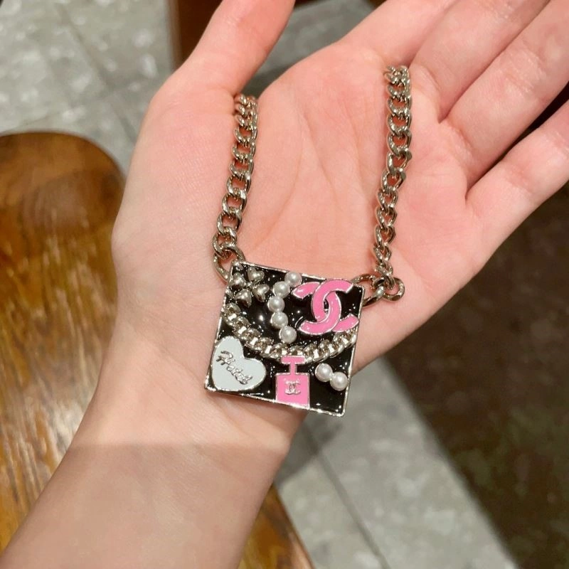 1:1 copy Chanel Necklaces