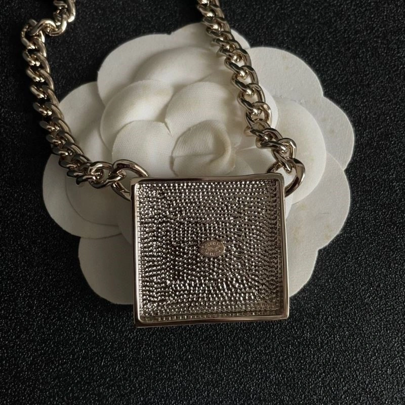 1:1 copy Chanel Necklaces