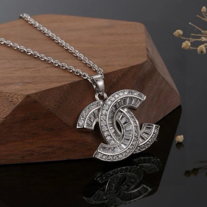 Cut-rate Chanel Necklaces