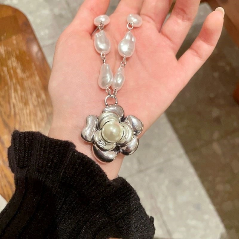 Original Chanel Necklaces