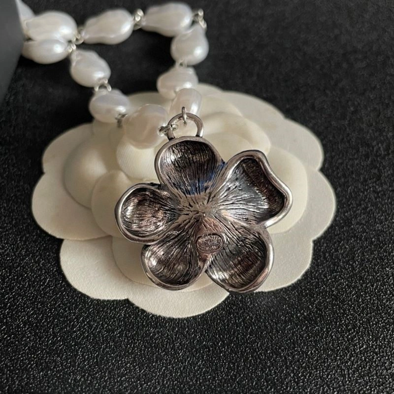 Original Chanel Necklaces