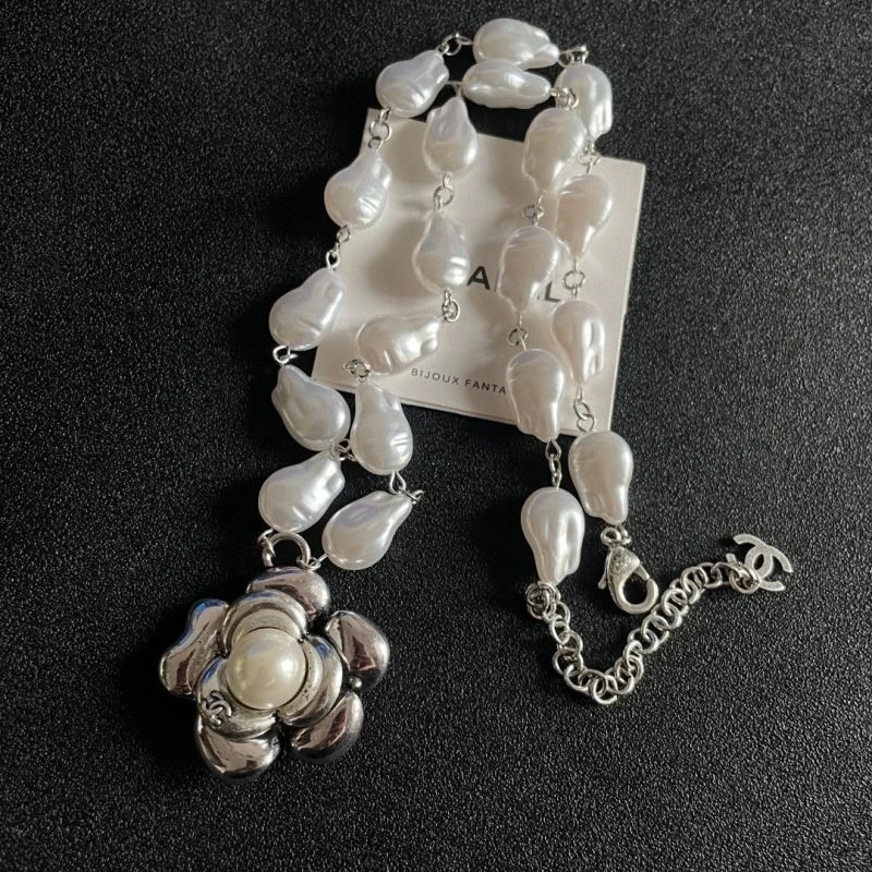 Original Chanel Necklaces