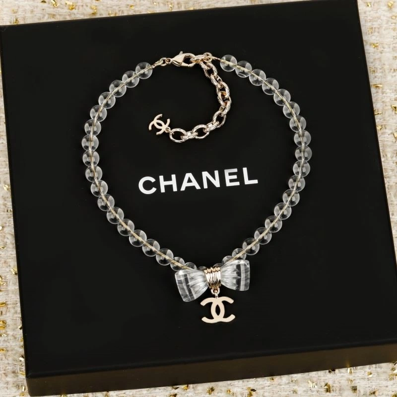 Top mirror Chanel Necklaces