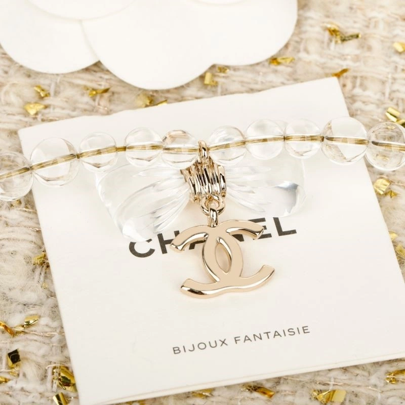 Top mirror Chanel Necklaces