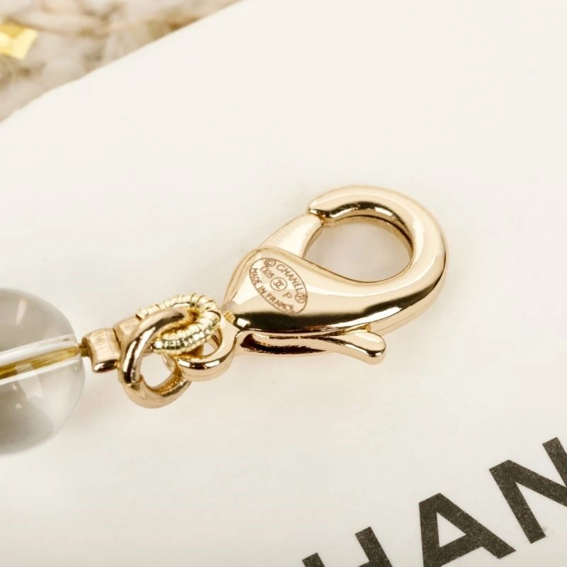 Top mirror Chanel Necklaces