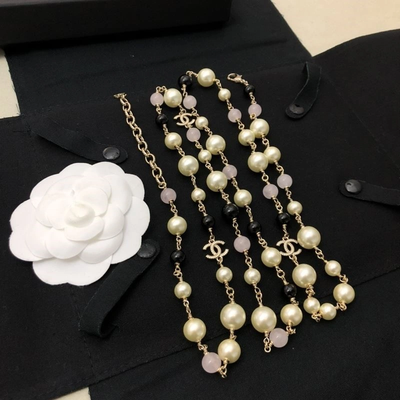 Original Chanel Necklaces