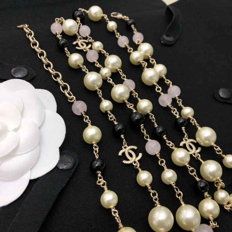 Original Chanel Necklaces