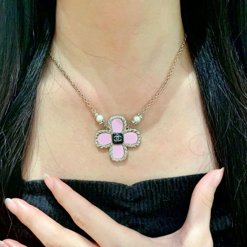 Value-priced Chanel Necklaces