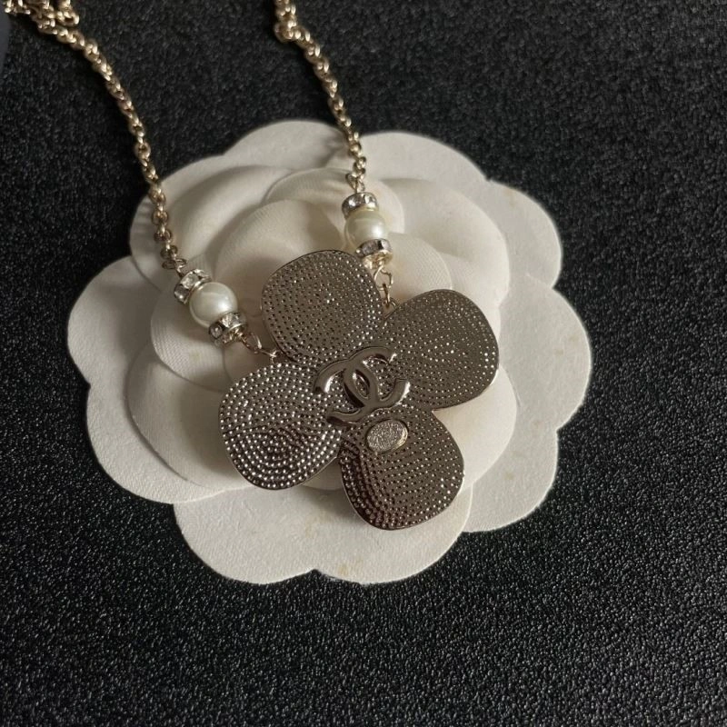 Value-priced Chanel Necklaces