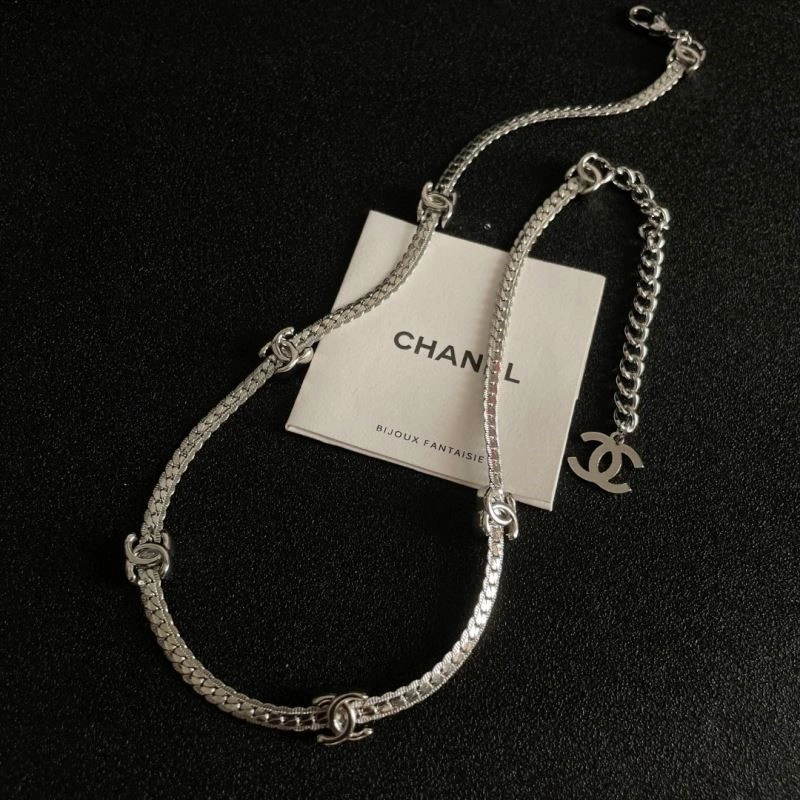 Brand-authenticated Chanel Necklaces