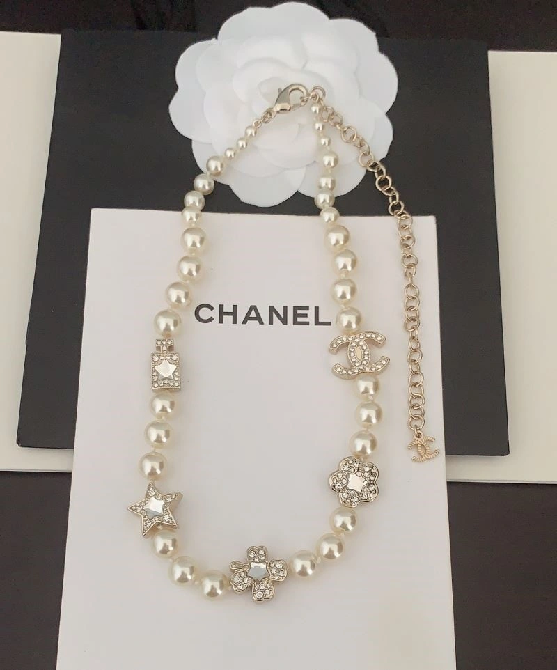 Cut-rate Chanel Necklaces