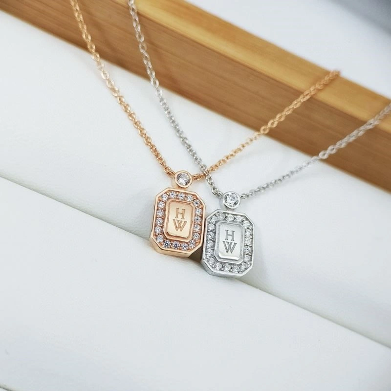 Top match Chanel Necklaces