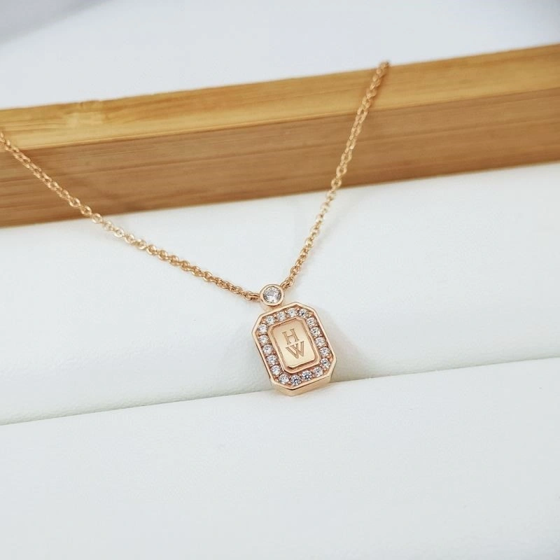 Top match Chanel Necklaces