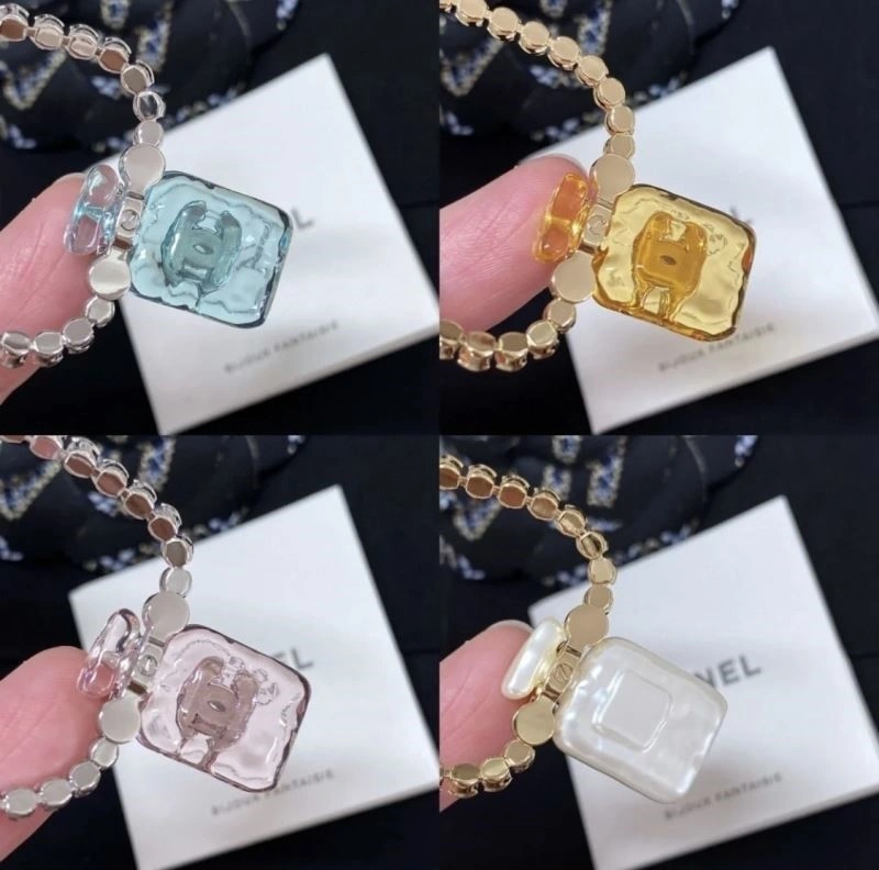 Brand-original Chanel Necklaces