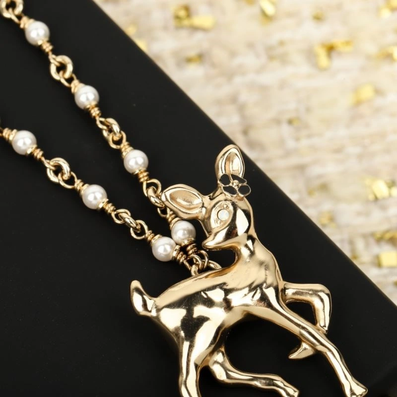 Indistinguishable Chanel Necklaces