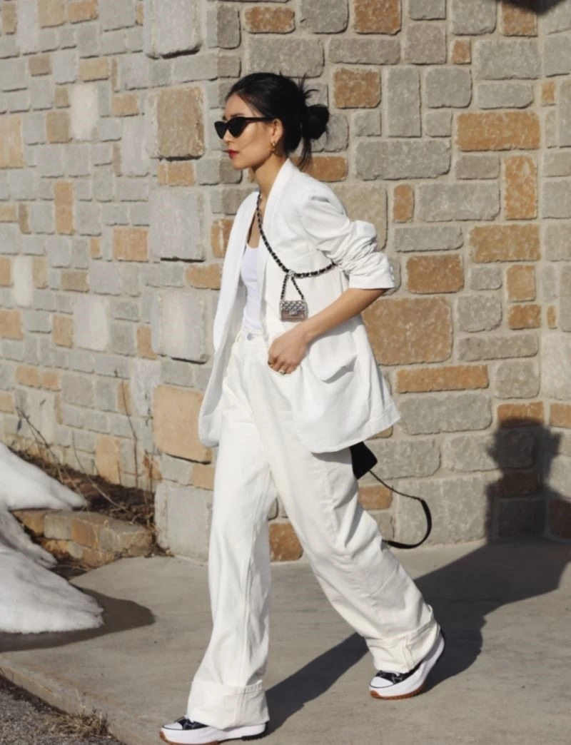 Indistinguishable Chanel Necklaces