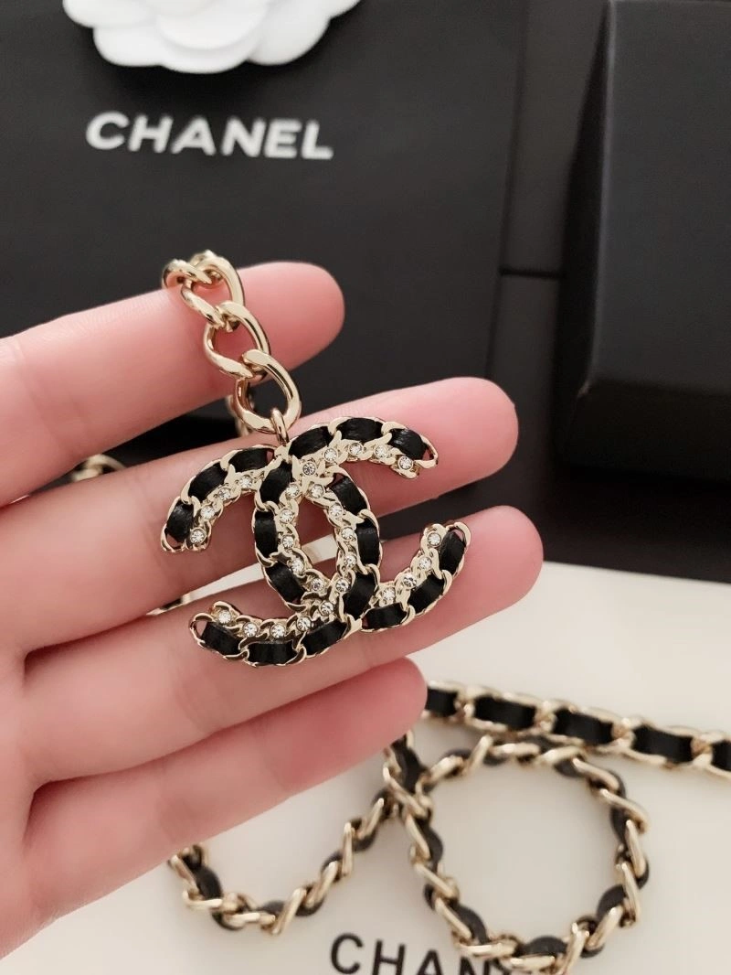 Accurate model Chanel Necklaces