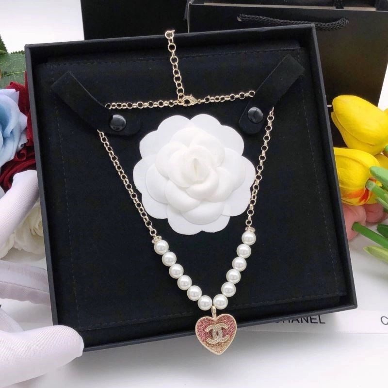 Inexpensive Chanel Necklaces