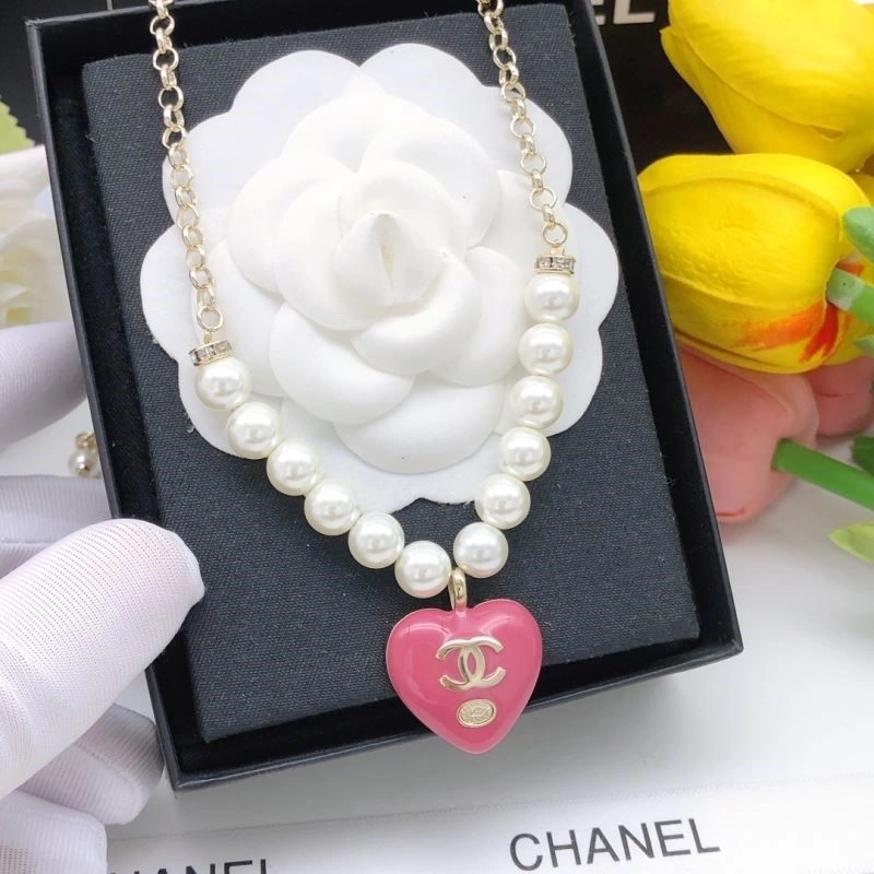 Inexpensive Chanel Necklaces