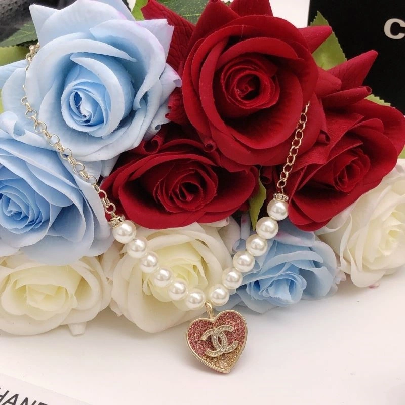 Inexpensive Chanel Necklaces