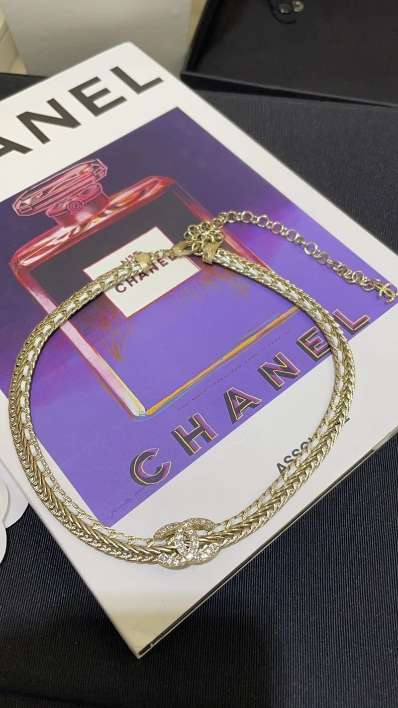 Accurate model Chanel Necklaces