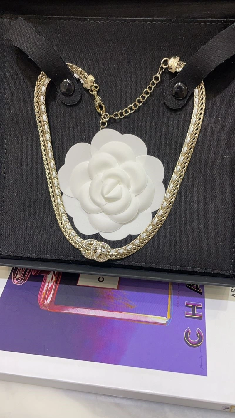 Accurate model Chanel Necklaces