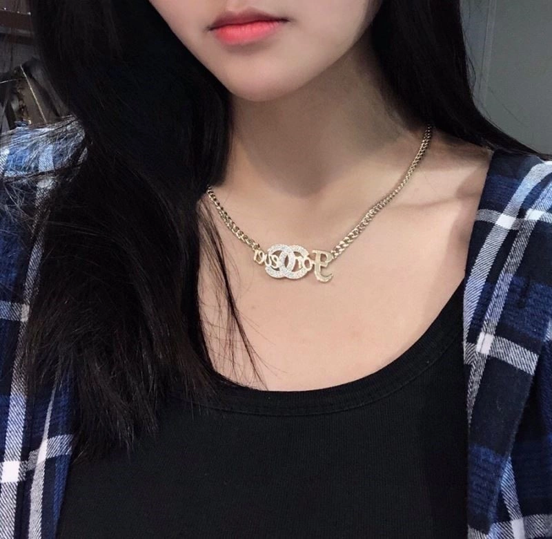 Original Chanel Necklaces