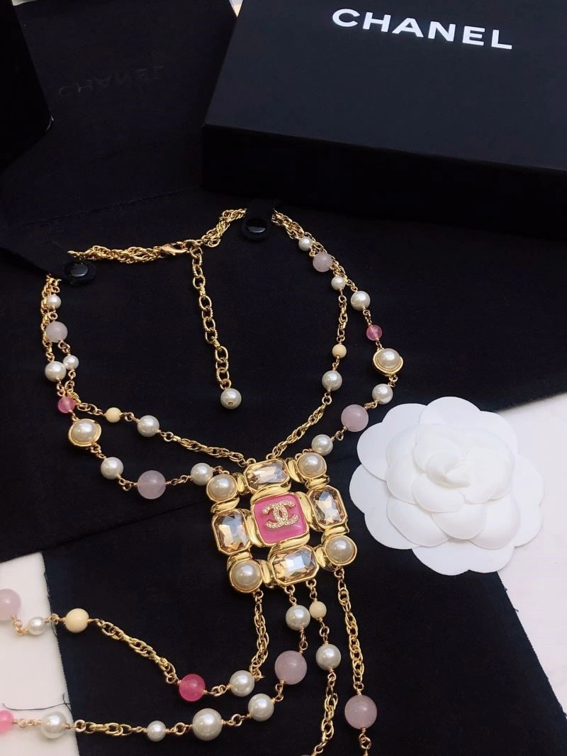 Low-cost Chanel Necklaces
