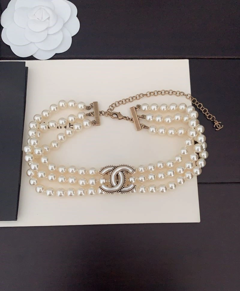 Accurate model Chanel Necklaces