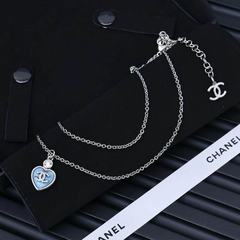 Accurate model Chanel Necklaces